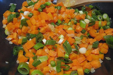 Eblypfanne mit Gemüse und Frischkäse von nat17