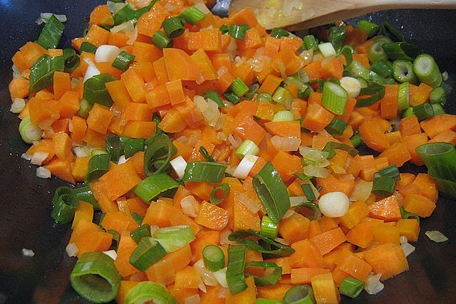 Eblypfanne mit Gemüse und Frischkäse von nat17