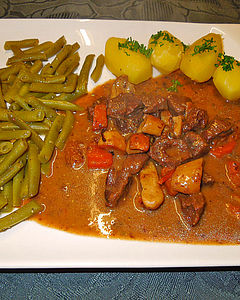 Hirschgulasch Rezepte - die besten Rezepte 2023 | Chefkoch