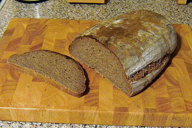 Einfaches Hausbrot von Maitre-de-la-maison