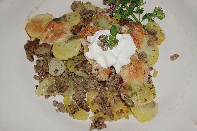 Kartoffel - Hackfleisch - Auflauf mit Mozzarella von bastelsuse