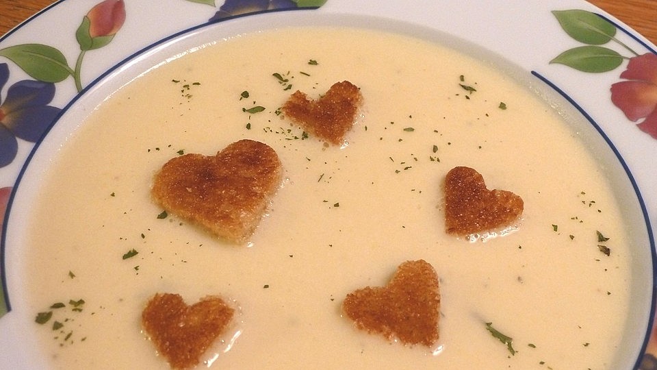 Rieslingsuppe mit Croûtons von kochmietze69| Chefkoch