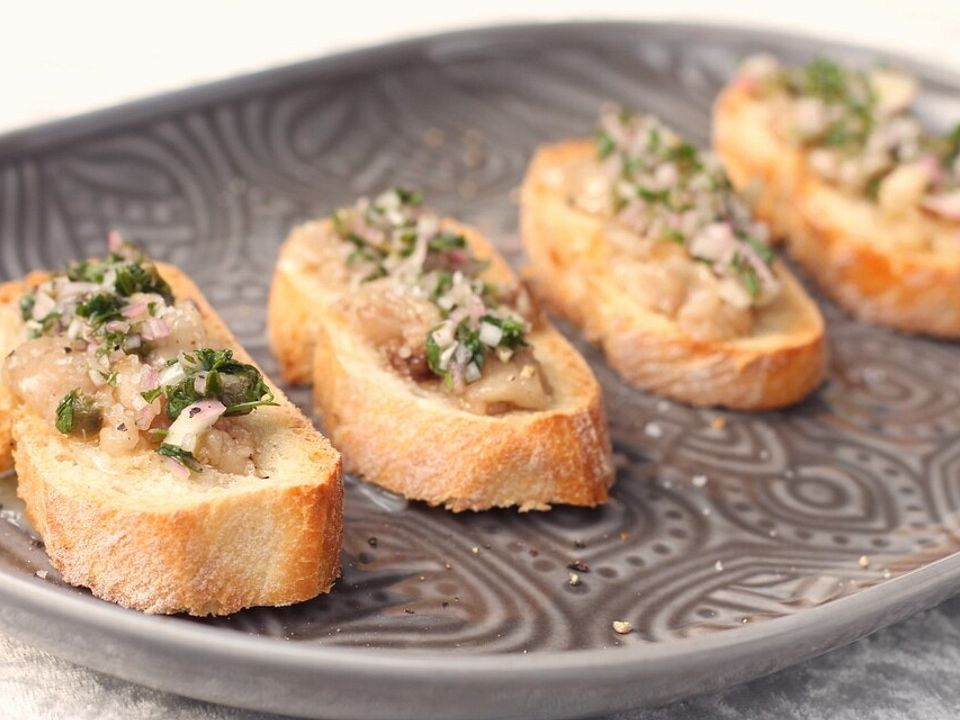 Geröstete Markknochen mit Petersiliensalat von kziegler| Chefkoch