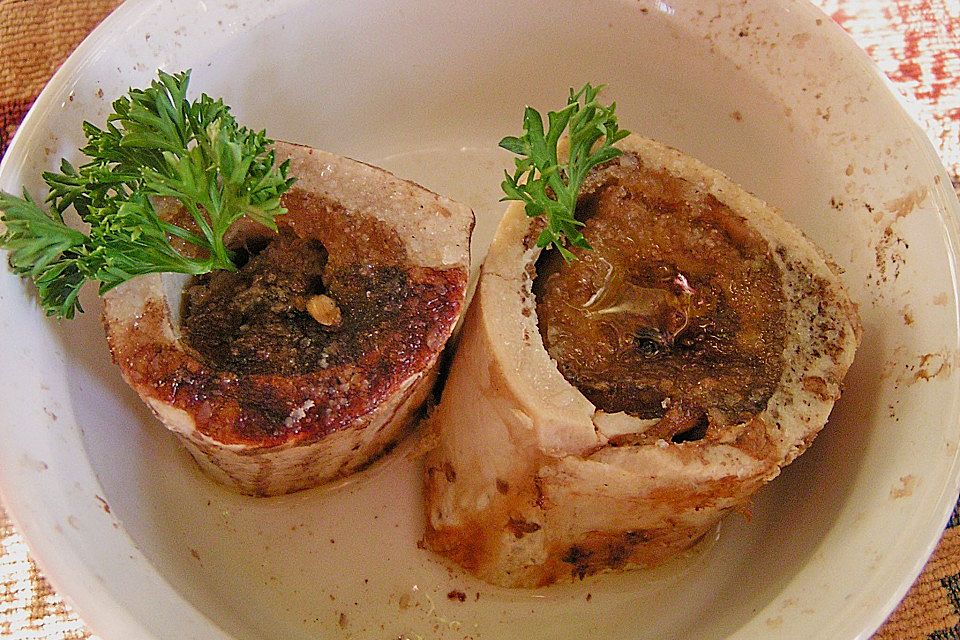 Geröstete Markknochen mit Petersiliensalat von kziegler
