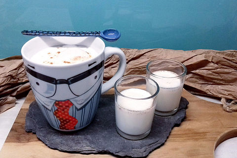 Heiße Milch mit Honig und Zimt von Pumpkin-Pie