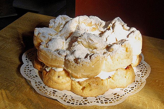 Windbeuteltorte von SilkeK67| Chefkoch