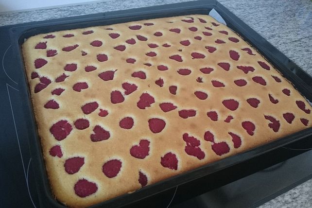 Himbeerkuchen auf dem Blech von Bäuchlein| Chefkoch
