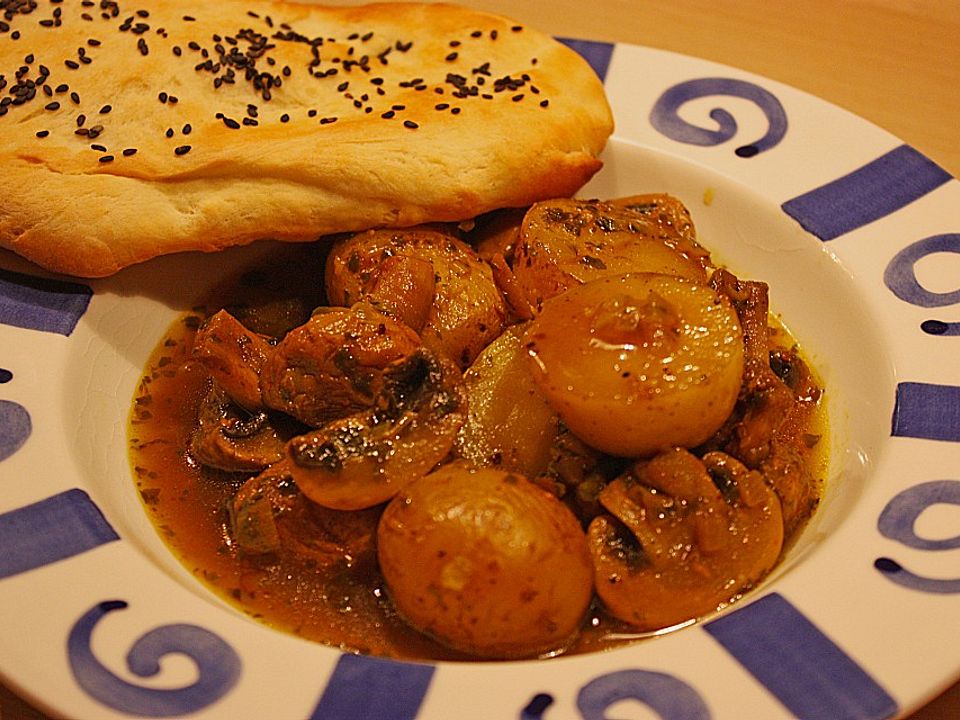 Taazi khumben alu mattar kari von friaufeck | Chefkoch