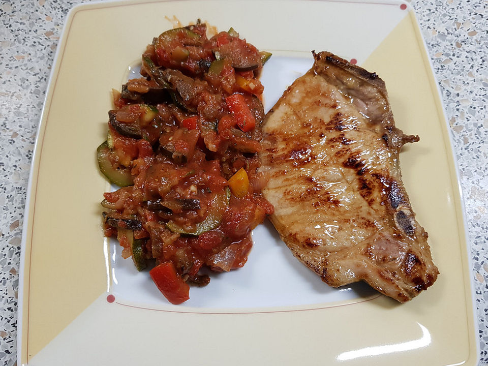 Kotelett mit Ratatouille von lilanie| Chefkoch