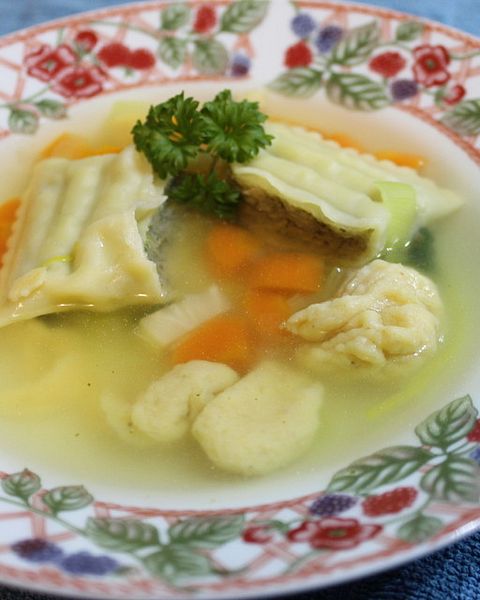 Maultaschensuppe Rezepte | Chefkoch