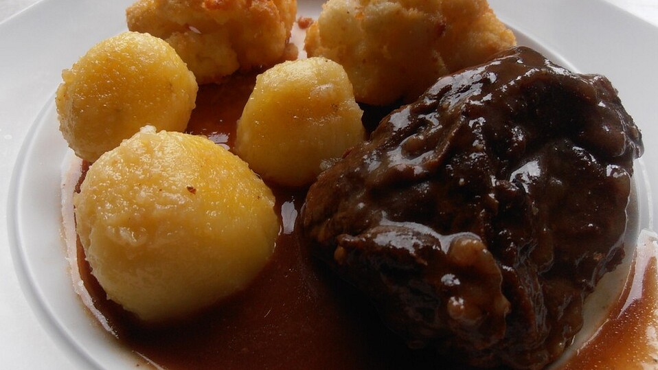 Rinderbacke in Rotwein geschmort von Monika