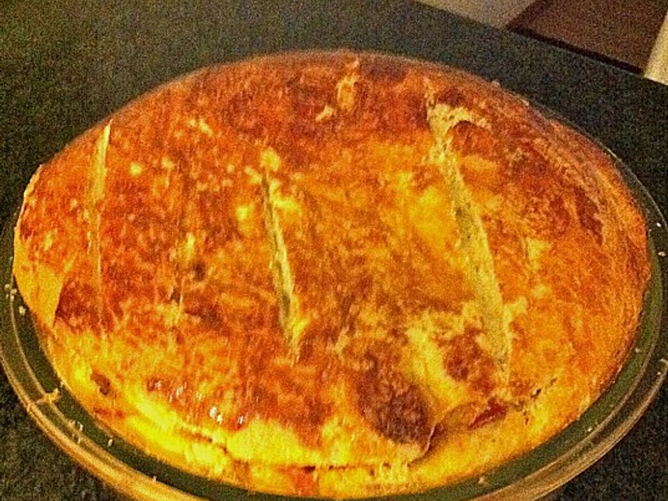 Hefeteigkuchen mit Hackfleisch-Gemüsefüllung von Moribundus | Chefkoch