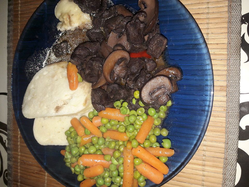 Rehgulasch aus dem Römertopf von LuzieLiesel| Chefkoch