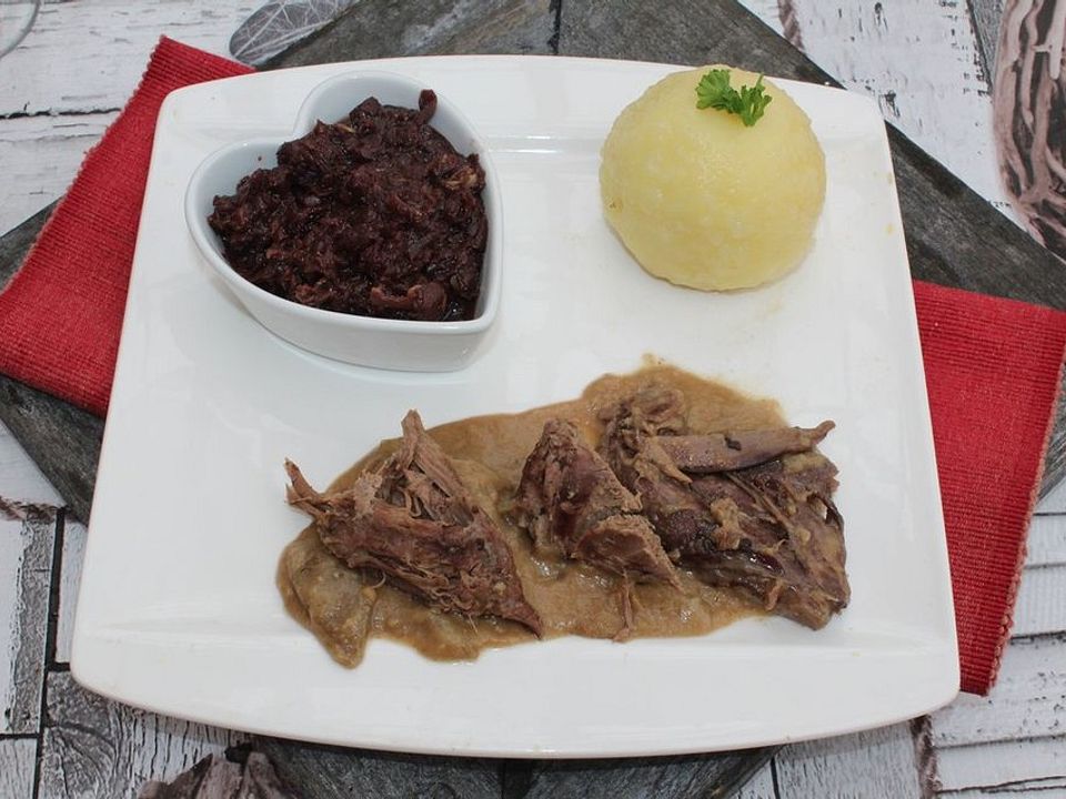 Reh- oder Hirschragout nach Uromas Art von gabriele9272| Chefkoch
