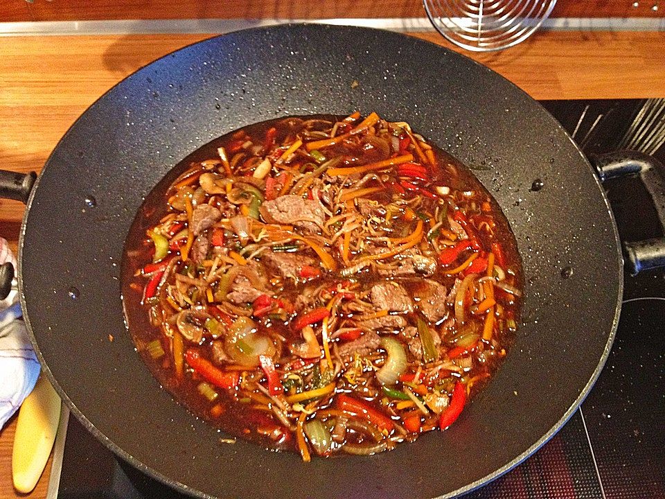 Chop Suey mit Rinderfilet und Reis von KOmili| Chefkoch