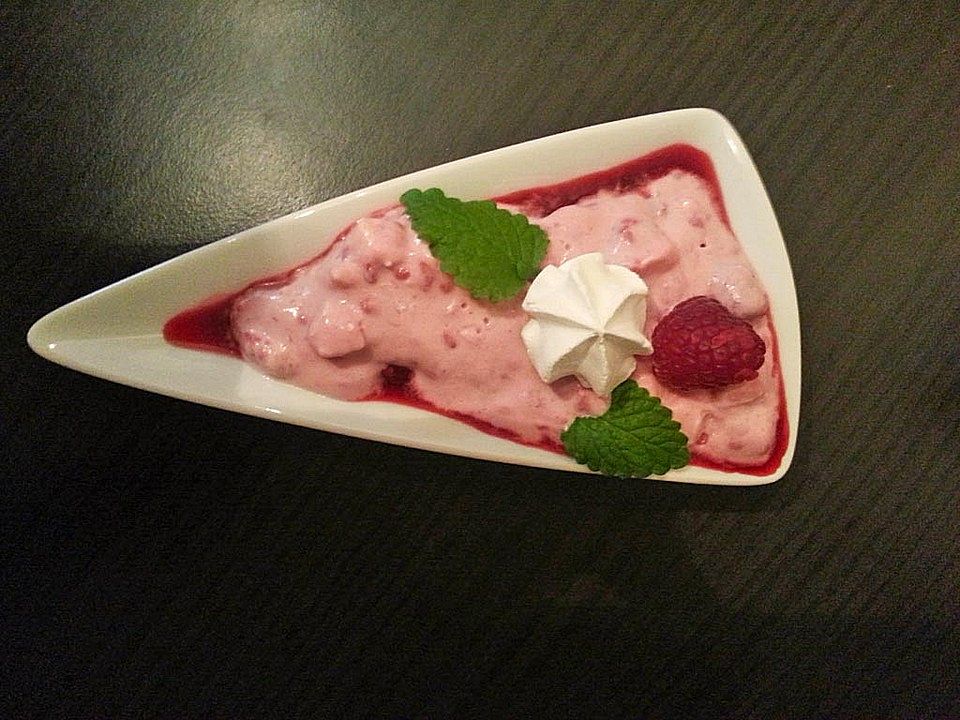 Himbeeren-Dessert mit Meringen von feinundlecker| Chefkoch