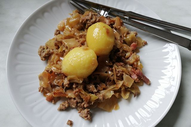 Schmorkohl mit Hackfleisch von Nindscha