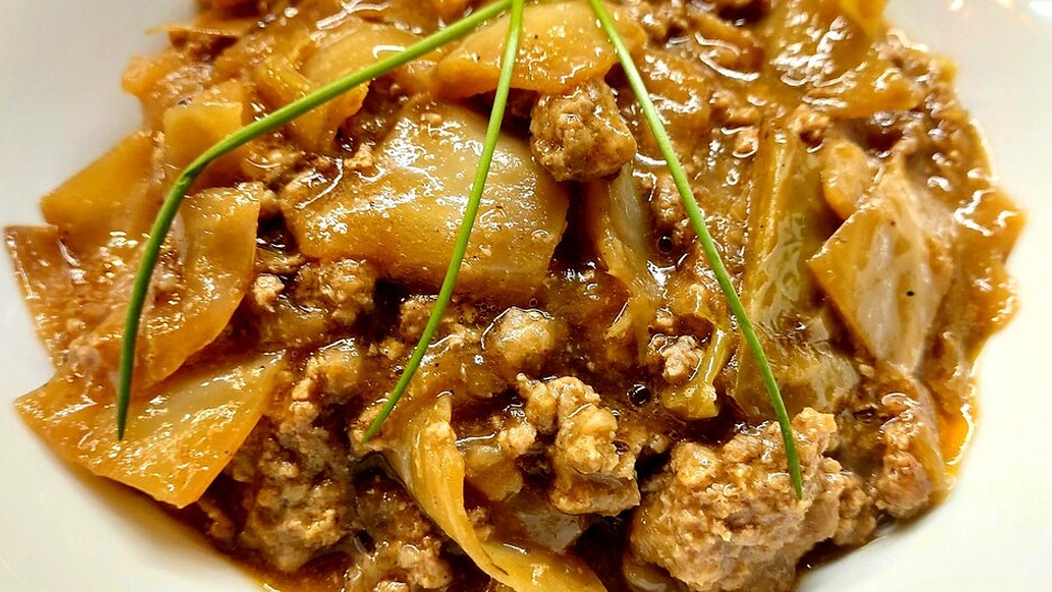 Schmorkohl mit Hackfleisch von Nindscha