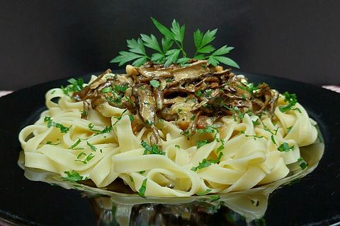 Tagliatelle mit getrockneten Pilzen von Delphina77