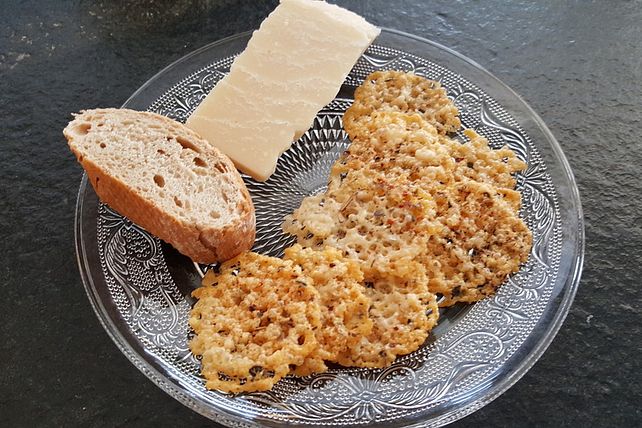 Parmesanchips von Amina01| Chefkoch