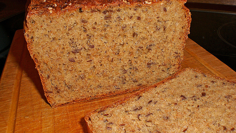 Dinkel-Amaranth-Vollkornbrot mit Leinsamen von Backmouse
