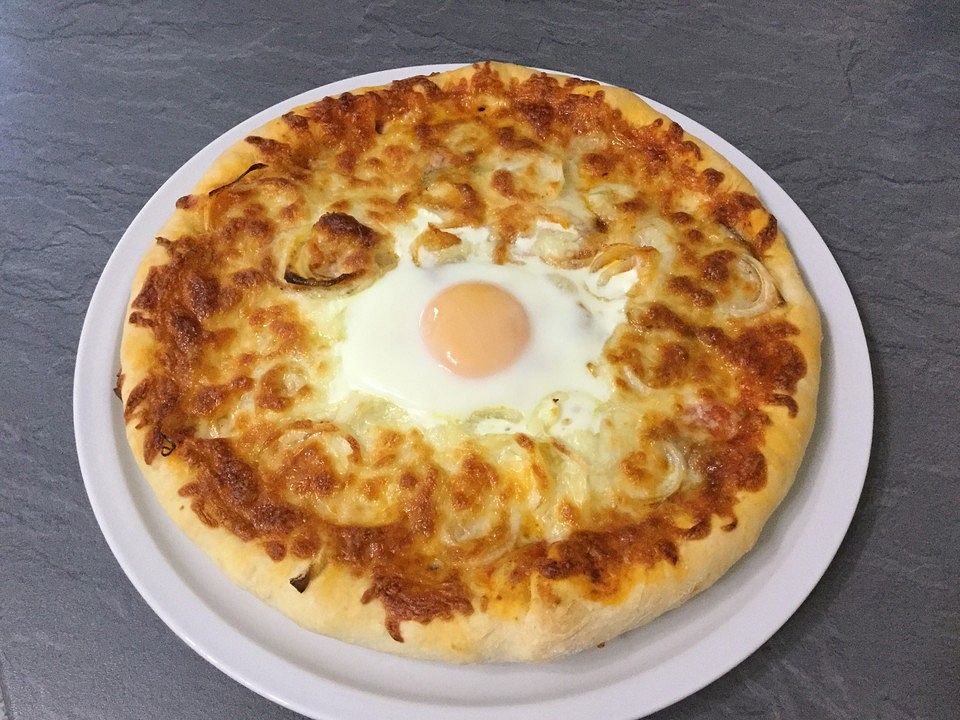 Kase Im Rand Pizza
