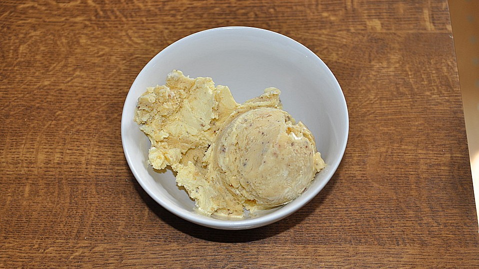 Haselnuss-Eis von inwong