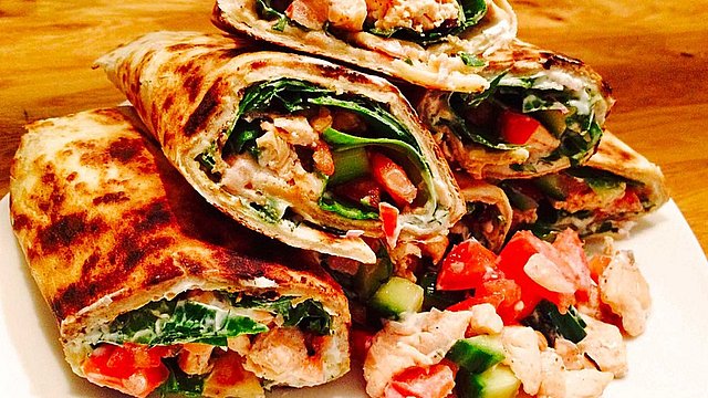 Wraps mit Lachs und Zitronen-Quark-Dip von Pfeif07