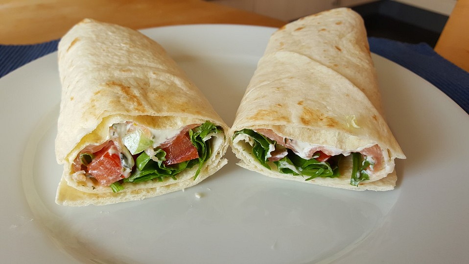 Wraps mit Lachs und Zitronen-Quark-Dip von Pfeif07