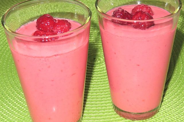 Kokos-Himbeer-Mixgetränk von Juulee| Chefkoch