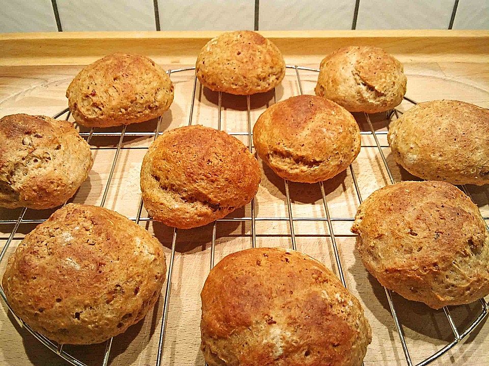 Dattelbrötchen von Juulee | Chefkoch