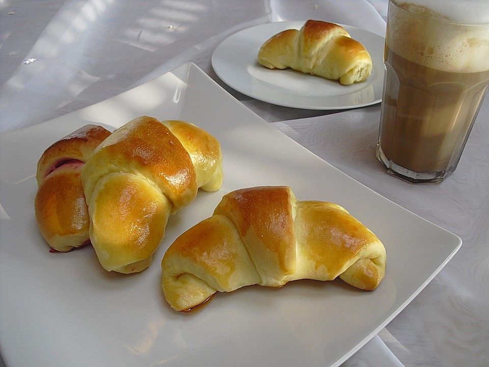 Wiener Kipfel oder Hörnchen von riga53 | Chefkoch