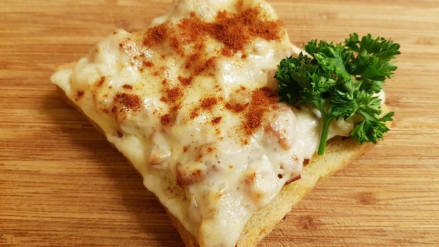Toast Ragout fin von noebeam
