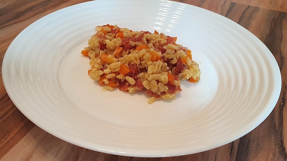 Eblypfanne mit Paprika und Salami von Jul_xD