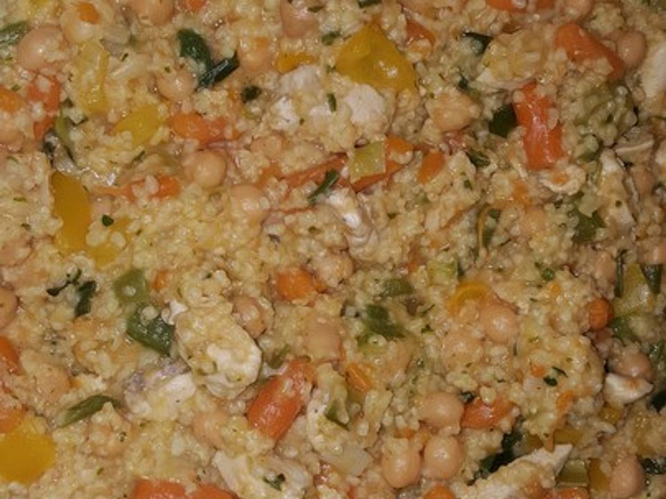 Liddis Bulgurpfanne mit Hähnchenbrust und Kichererbsen von Liddi| Chefkoch
