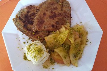 Bailey's-Ritter mit warmen Äpfeln und Rhabarbereis von Kräuterlady ...