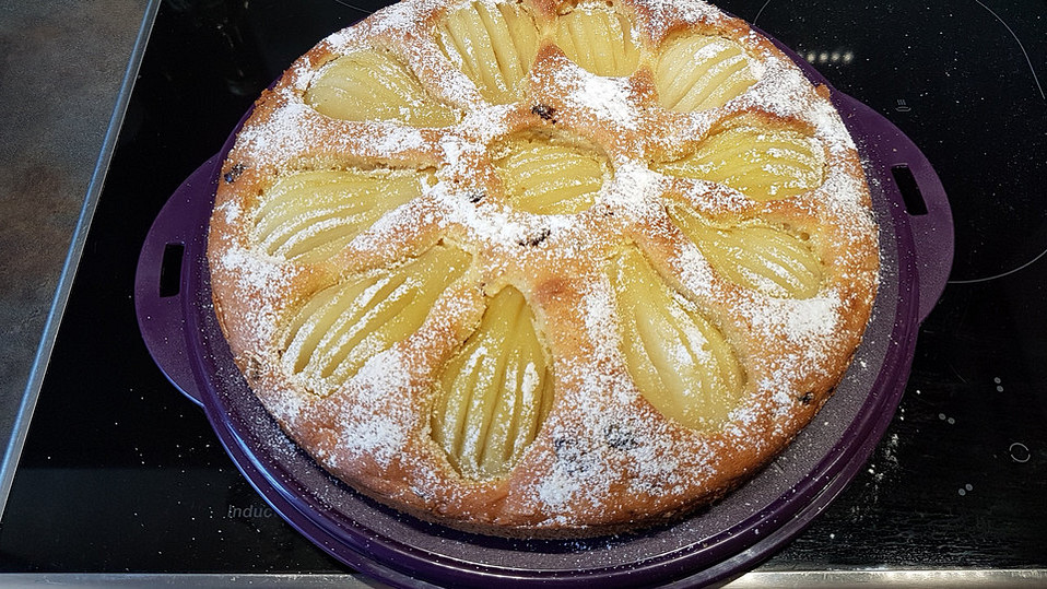 Versunkener Birnenkuchen mit Cranberrys von Atthena