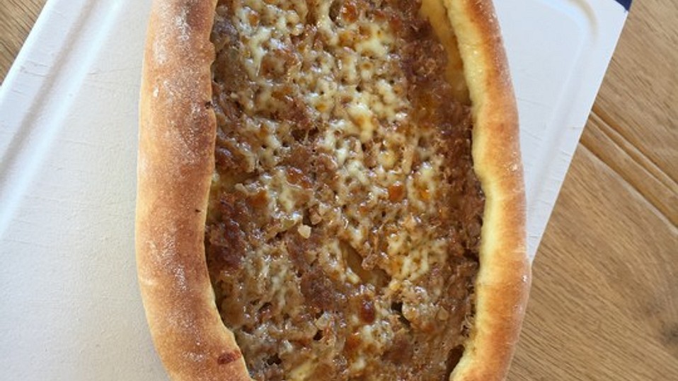 Hackfleisch-Schiffchen - Kıymalı Pide von SekerliTatli