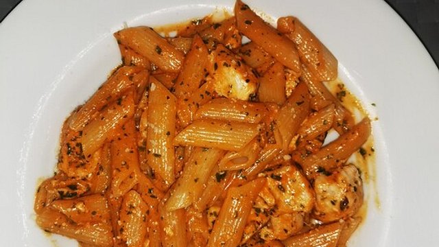 Penne Cinque Pi mit Hähnchenbrust von Happiness