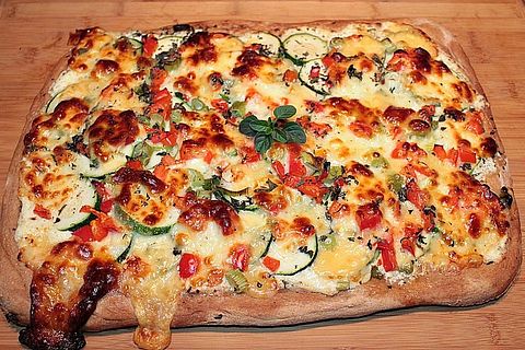 Zucchini-Lauch-Pizza von mirjaplinsky| Chefkoch