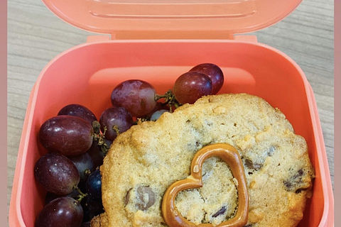 Salted Chocolate-Peanutbutter-Brezel-Cookies von Fluppdiwupp| Chefkoch