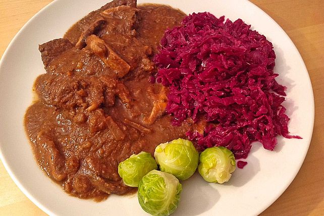 Wildragout mit Pilzen und Maronen von regnifarg| Chefkoch