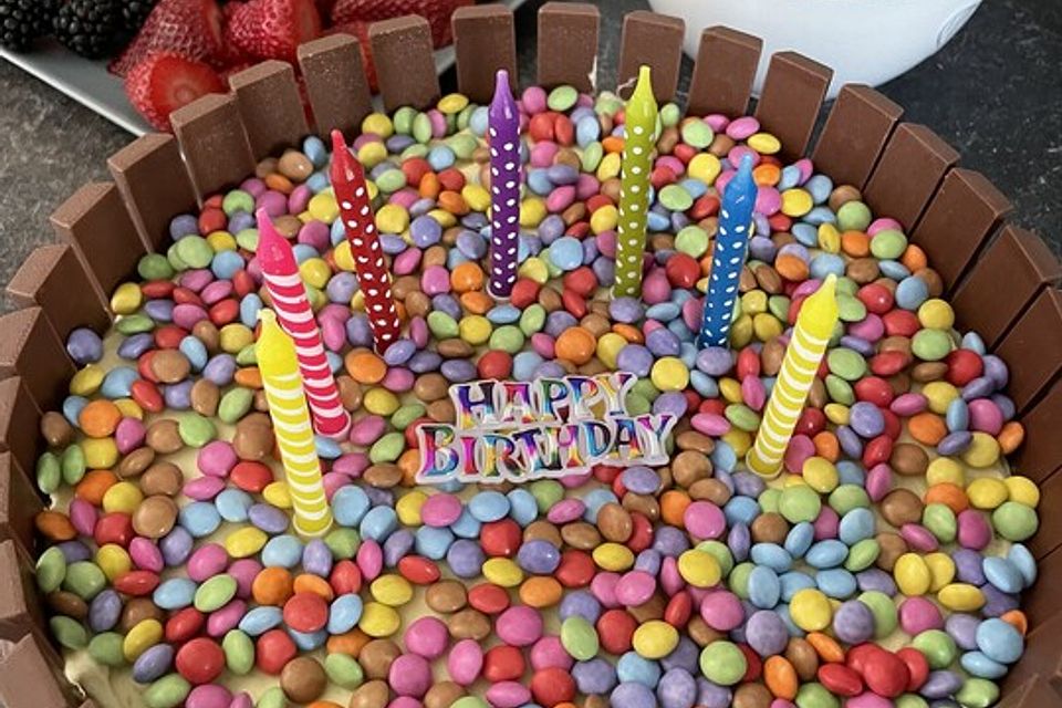 Regenbogen-Kuchen von Plumbee