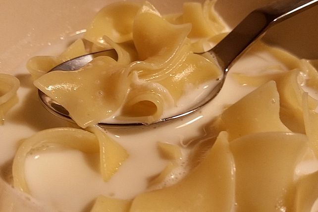 Süße Milchsuppe von -Pustekuchen-| Chefkoch