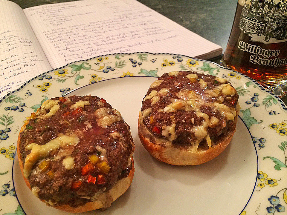 Bunte Gehacktesbrötchen aus dem Ofen von Doktor_Tommy| Chefkoch