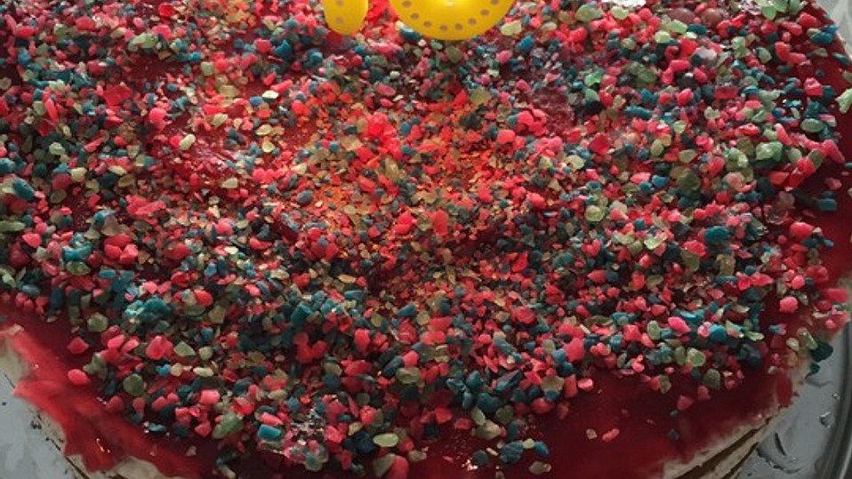 Monster Backe Knister-Eistorte mit Himbeer- oder Erdbeermus von Bohnie