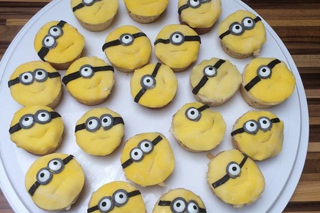 Minions-Cupcakes mit Fondant von Phideta