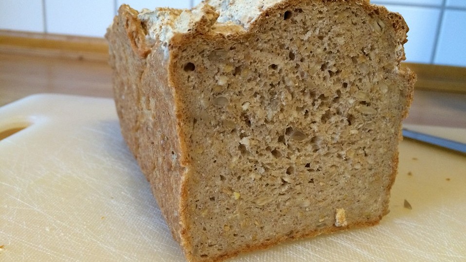 Glutenfreies schnelles, leckeres Ruck-Zuck Brot von küchen_zauber