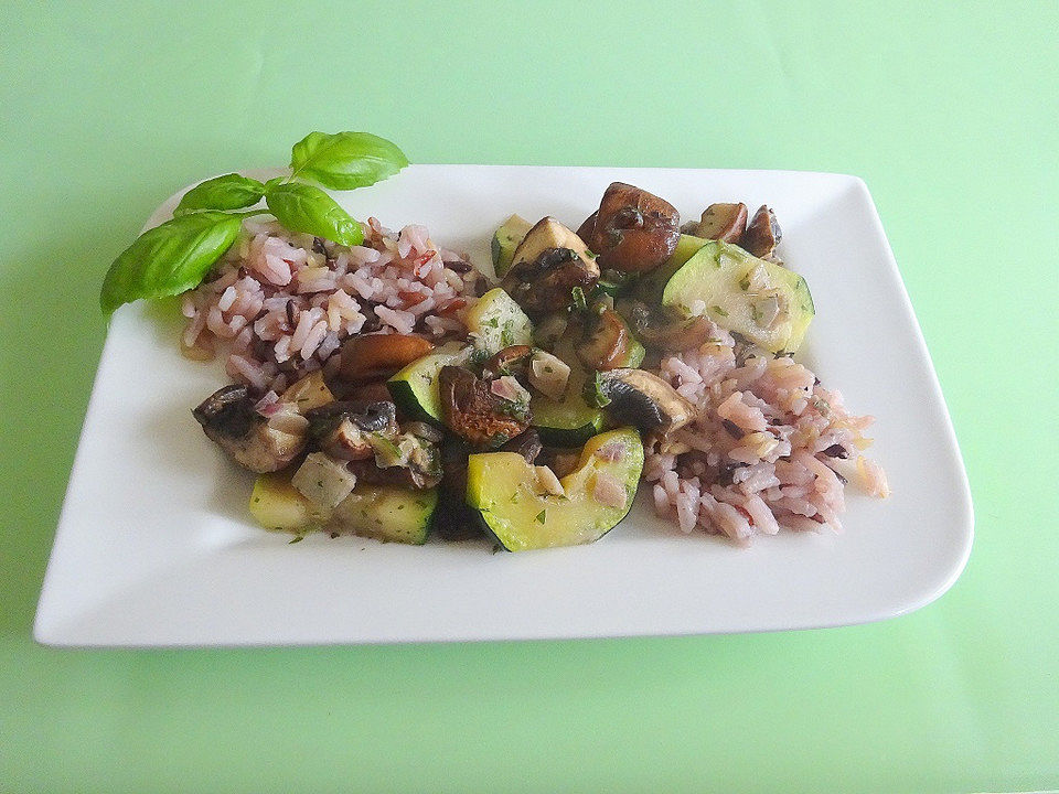 Reisgericht mit Zucchini und Pilzen von cococaramel| Chefkoch