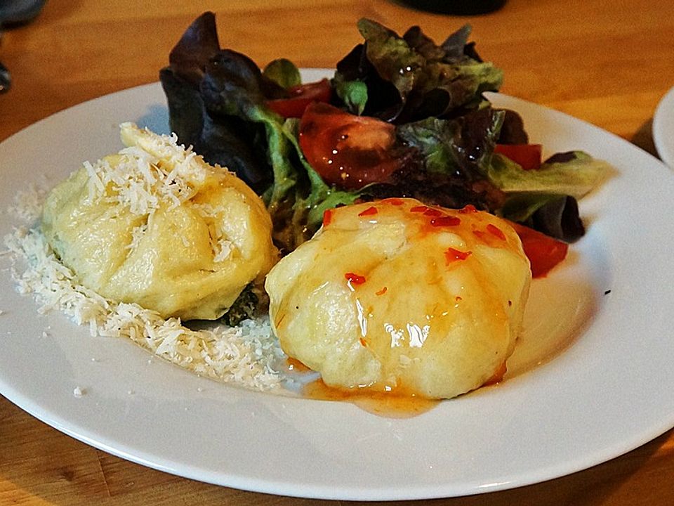 Buns mit Fleisch- und Spinatfüllung von Frau_Lou| Chefkoch